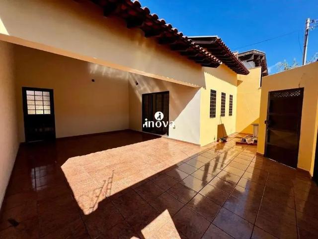 Casa / Sobrado para Venda em Uberaba/MG Jardim São Bento 3 Quartos