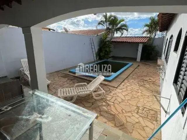 Casa / Sobrado para Venda em Uberaba/MG Jardim São Bento 3 Quartos