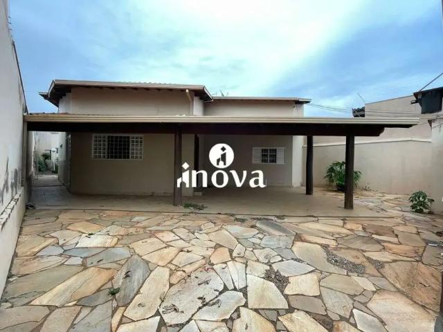 Casa / Sobrado para Venda em Uberaba/MG Jardim São Bento 3 Quartos