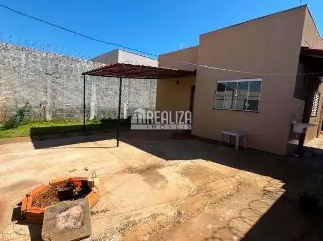 Casa / Sobrado para Venda em Uberaba/MG Olinda 2 Quartos