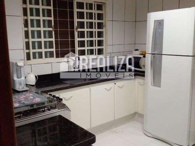 Casa / Sobrado para Venda em Uberaba/MG Olinda 2 Quartos