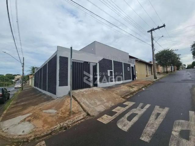 Casa / Sobrado para Venda em Uberaba/MG Lourdes 5 Quartos