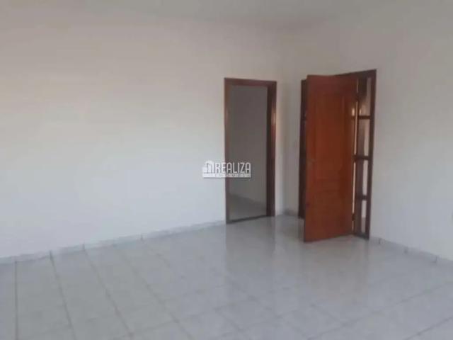 Casa / Sobrado para Venda em Uberaba/MG Lourdes 3 Quartos
