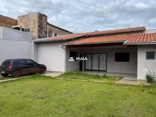 Casa / Sobrado para Venda em Uberaba/MG Leblon 3 Quartos