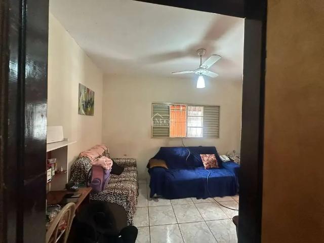 Casa / Sobrado para Venda em Uberaba/MG Nossa Senhora da Abadia 2 Quartos