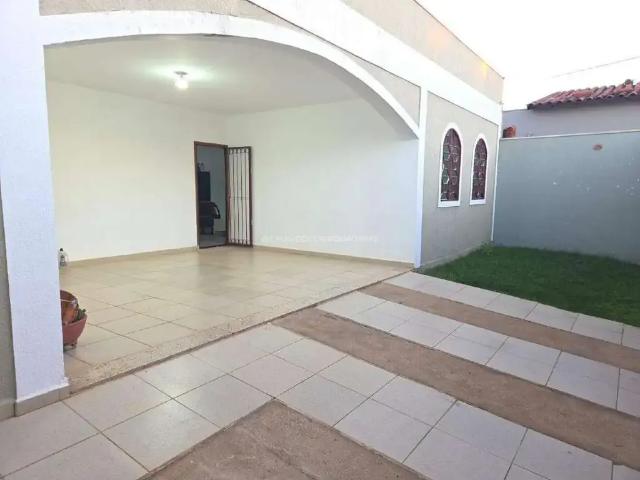 Casa / Sobrado para Venda em Uberaba/MG São Benedito 3 Quartos