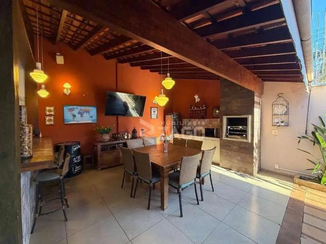Casa / Sobrado para Venda em Uberaba/MG São Benedito 4 Quartos