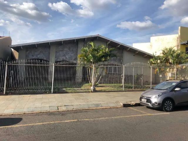 Casa / Sobrado para Venda em Uberaba/MG São Benedito 5 Quartos