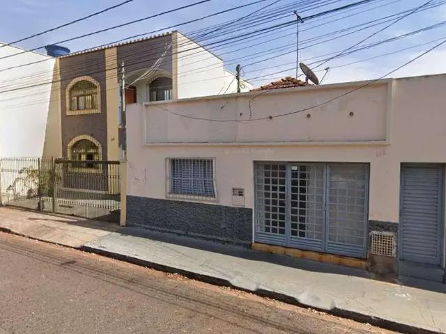 Casa / Sobrado para Venda em Uberaba/MG São Benedito 7 Quartos