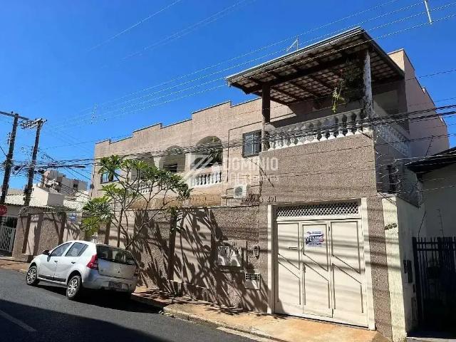 Casa / Sobrado para Venda em Uberaba/MG São Sebastião 3 Quartos
