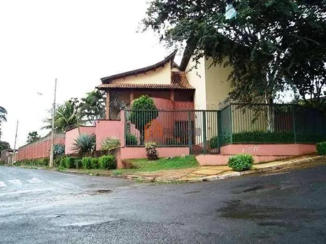 Casa / Sobrado para Venda em Uberaba/MG Santa Maria 4 Quartos