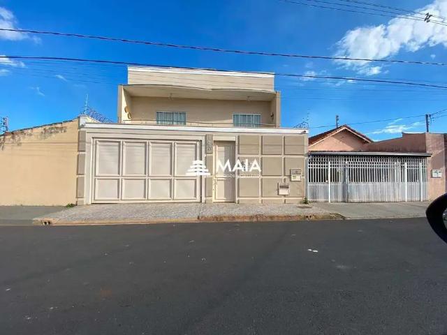 Casa / Sobrado para Venda em Uberaba/MG Santa Marta 4 Quartos