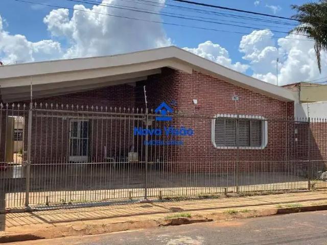 Casa / Sobrado para Venda em Uberaba/MG Santa Marta
