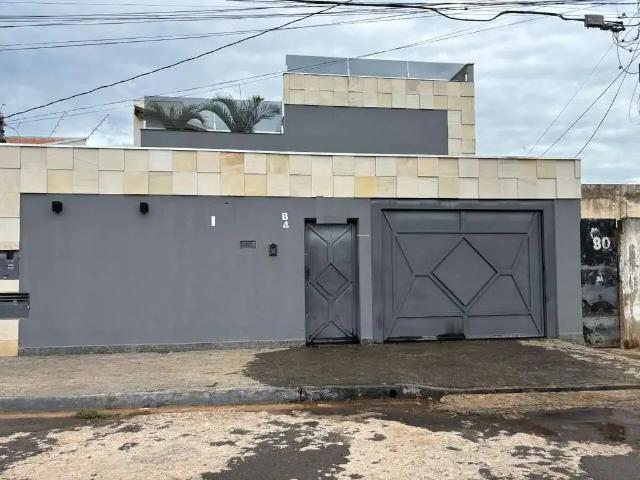 Casa / Sobrado para Venda em Uberaba/MG Serra Dourada 5 Quartos