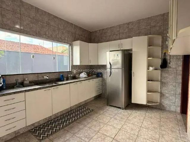 Casa / Sobrado para Venda em Uberaba/MG Parque das Américas 3 Quartos