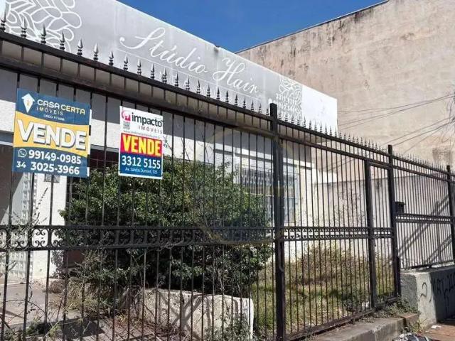 Casa / Sobrado para Venda em Uberaba/MG Parque das Américas 3 Quartos