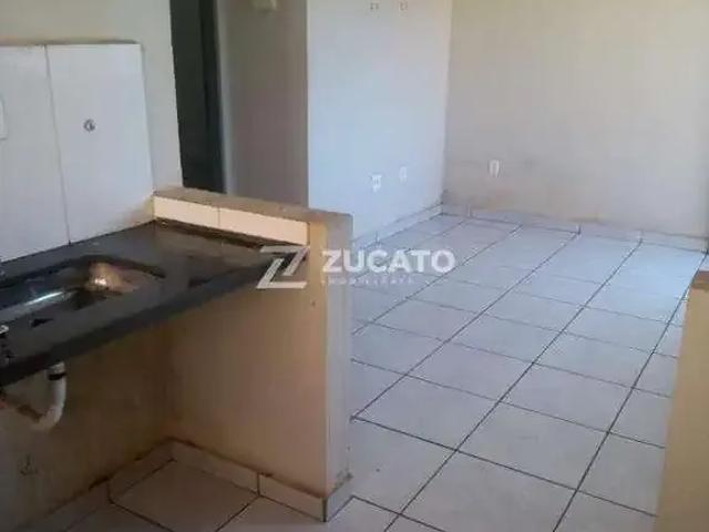 Casa / Sobrado para Venda em Uberaba/MG Parque das Aroeiras 2 Quartos