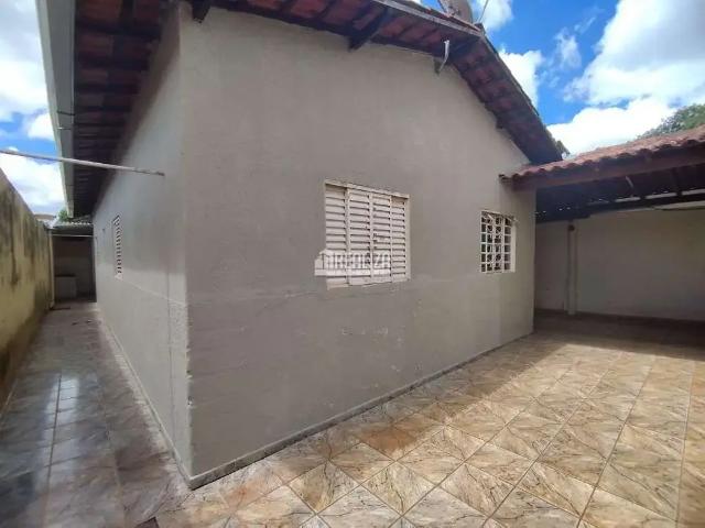 Casa / Sobrado para Venda em Uberaba/MG Parque das Gameleiras 3 Quartos