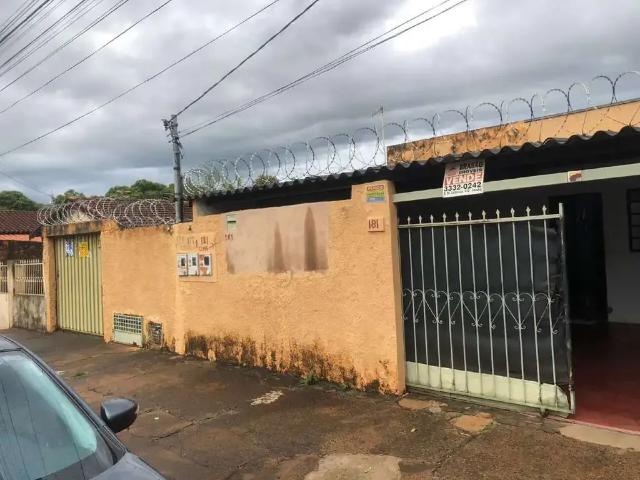 Casa / Sobrado para Venda em Uberaba/MG Parque das Gameleiras 5 Quartos