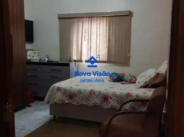 Casa / Sobrado para Venda em Uberaba/MG Parque das Gameleiras 5 Quartos