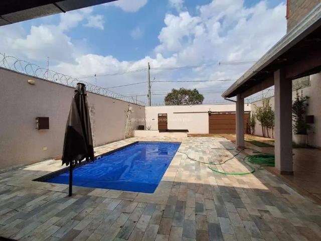 Casa / Sobrado para Venda em Uberaba/MG Parque das Laranjeiras 2 Quartos