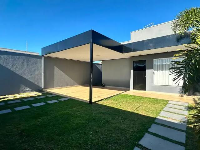 Casa / Sobrado para Venda em Uberaba/MG Parque das Laranjeiras 2 Quartos