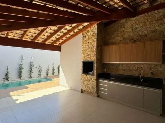 Casa / Sobrado para Venda em Uberaba/MG Parque das Laranjeiras 3 Quartos