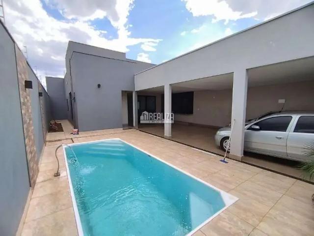 Casa / Sobrado para Venda em Uberaba/MG Parque das Laranjeiras 3 Quartos