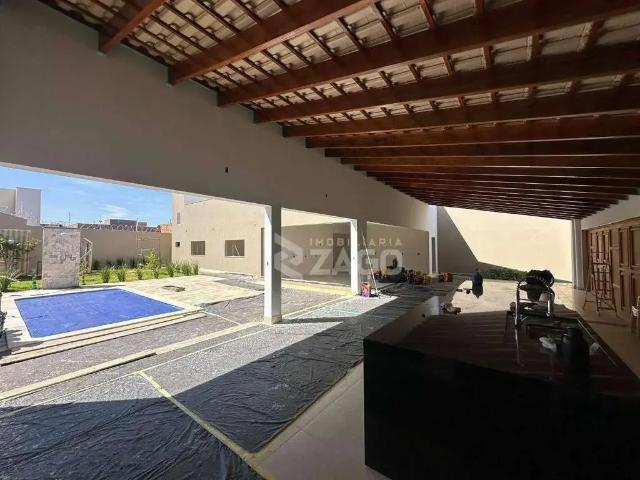Casa / Sobrado para Venda em Uberaba/MG Parque das Laranjeiras 3 Quartos