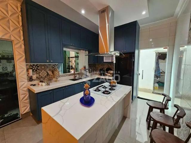Casa / Sobrado para Venda em Uberaba/MG Parque das Laranjeiras 3 Quartos