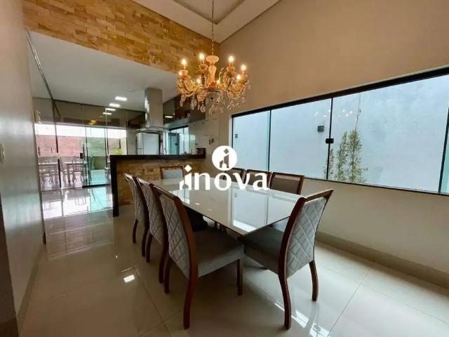 Casa / Sobrado para Venda em Uberaba/MG Parque das Laranjeiras II 4 Quartos