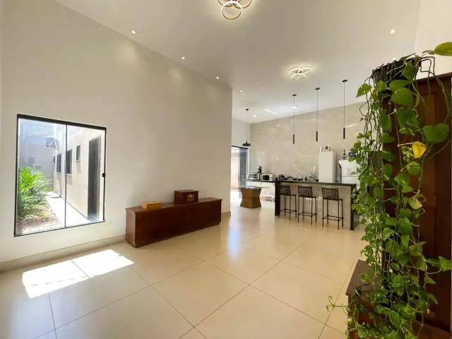 Casa / Sobrado para Venda em Uberaba/MG Parque das Laranjeiras II 3 Quartos
