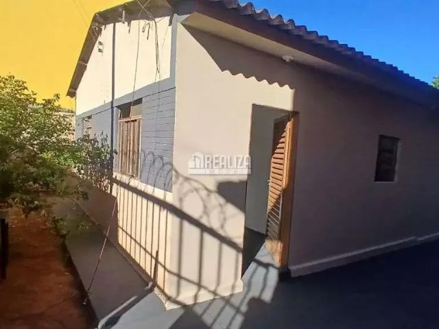 Casa / Sobrado para Venda em Uberaba/MG Parque São Geraldo 2 Quartos