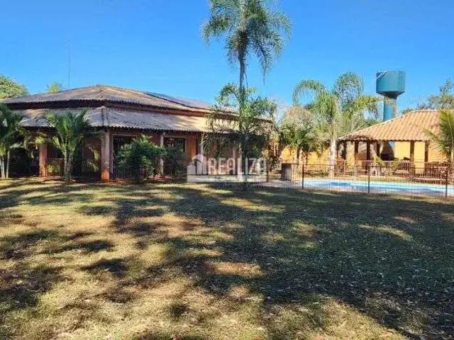 Casa / Sobrado para Venda em Uberaba/MG Recanto das Flores 4 Quartos