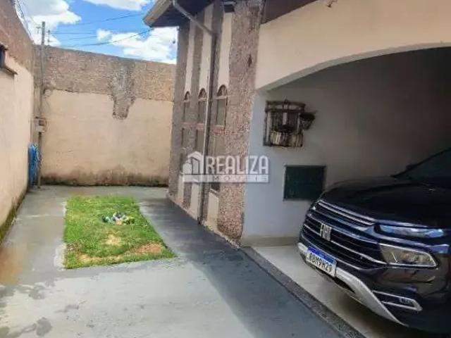 Casa / Sobrado para Venda em Uberaba/MG Recreio dos Bandeirantes 2 Quartos