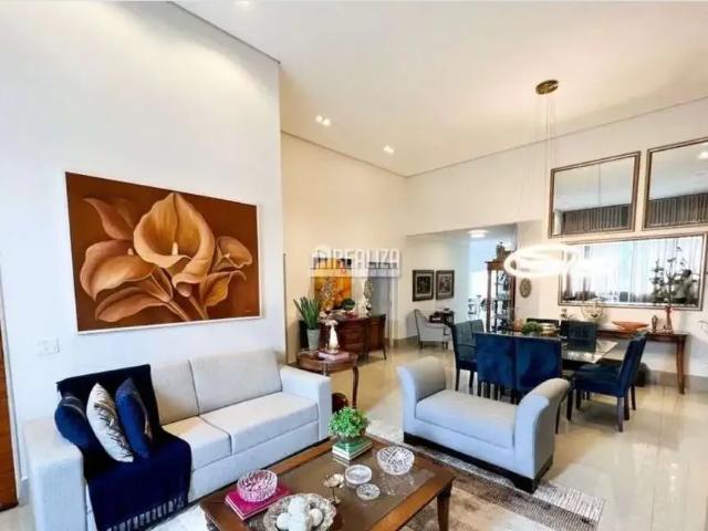 Casa / Sobrado para Venda em Uberaba/MG Recreio dos Bandeirantes 3 Quartos