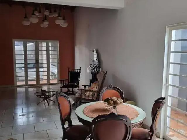 Casa / Sobrado para Venda em Uberaba/MG Residencial Mário de Almeida Franco 4 Quartos