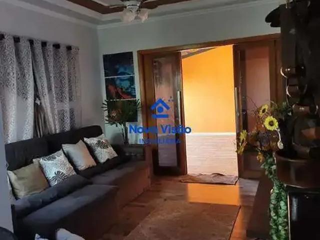 Casa / Sobrado para Venda em Uberaba/MG Vila Arquelau 3 Quartos