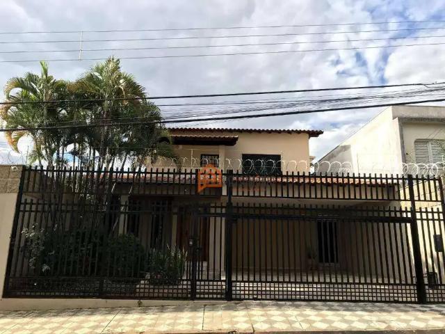 Casa / Sobrado para Venda em Uberaba/MG Vila Olímpica 4 Quartos