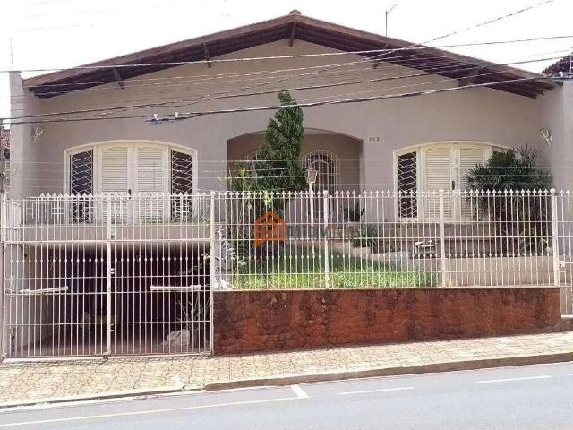Casa / Sobrado para Venda em Uberaba/MG Vila Olímpica 3 Quartos