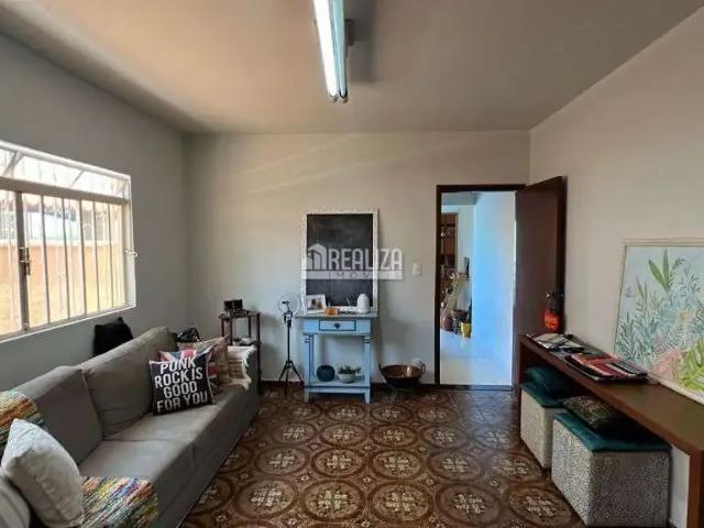 Casa / Sobrado para Venda em Uberaba/MG Vila Olímpica 3 Quartos