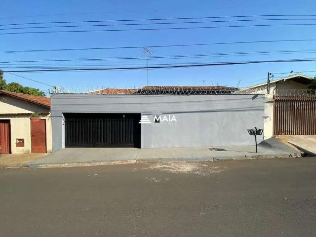 Casa / Sobrado para Venda em Uberaba/MG Vila São Cristóvão 3 Quartos
