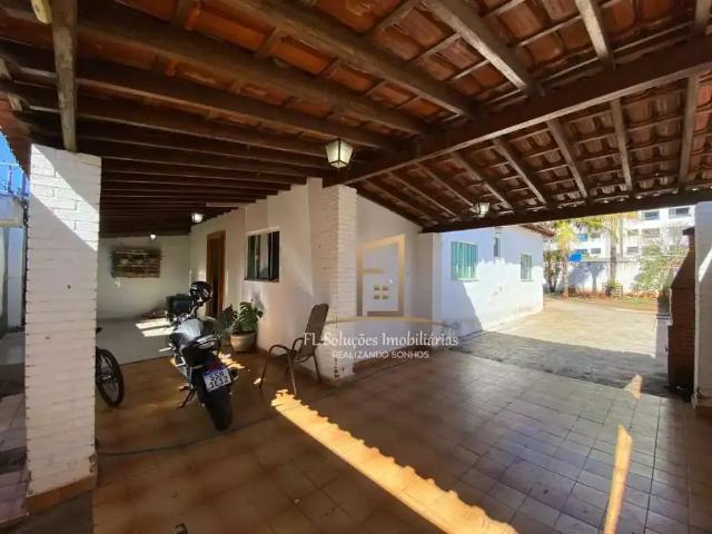 Casa / Sobrado para Venda em Uberlândia/MG Copacabana 3 Quartos