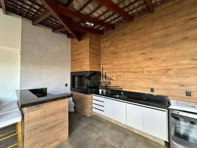 Casa / Sobrado para Venda em Uberlândia/MG Centro 3 Quartos