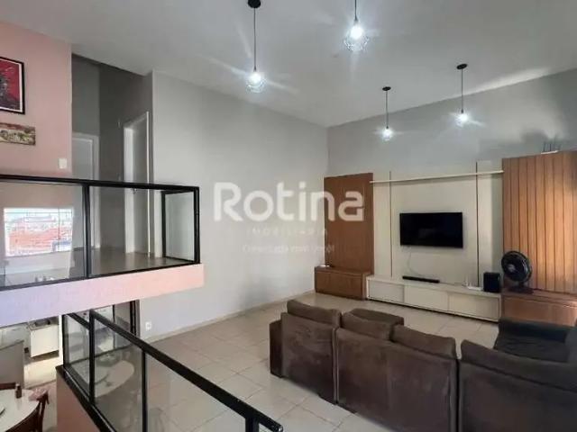 Casa / Sobrado para Venda em Uberlândia/MG Centro 3 Quartos