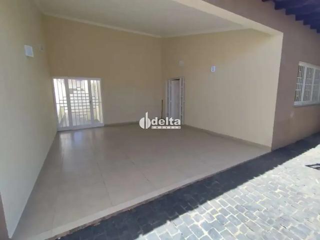 Casa / Sobrado para Venda em Uberlândia/MG Cidade Jardim 4 Quartos