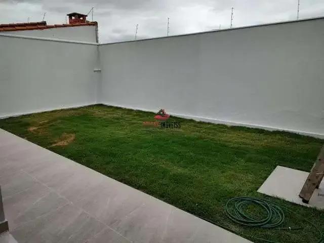 Casa / Sobrado para Venda em Uberlândia/MG Cidade Jardim 4 Quartos