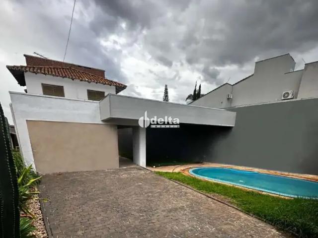 Casa / Sobrado para Venda em Uberlândia/MG Cidade Jardim 4 Quartos