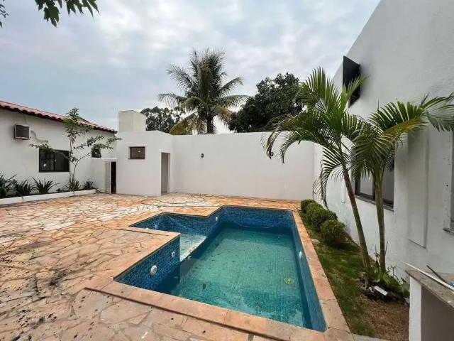 Casa / Sobrado para Venda em Uberlândia/MG Cidade Jardim 4 Quartos
