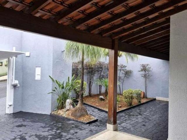 Casa / Sobrado para Venda em Uberlândia/MG Cidade Jardim 4 Quartos